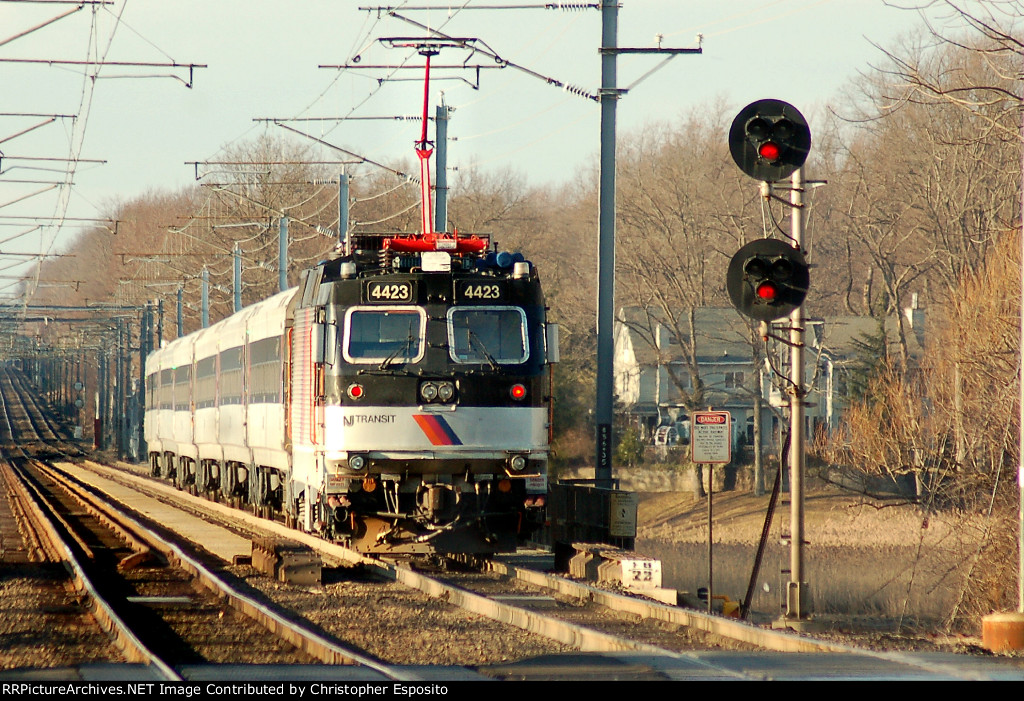 NJT 4423